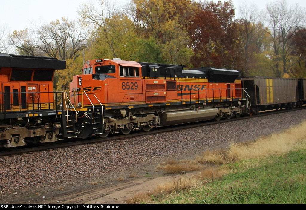 BNSF 8529
